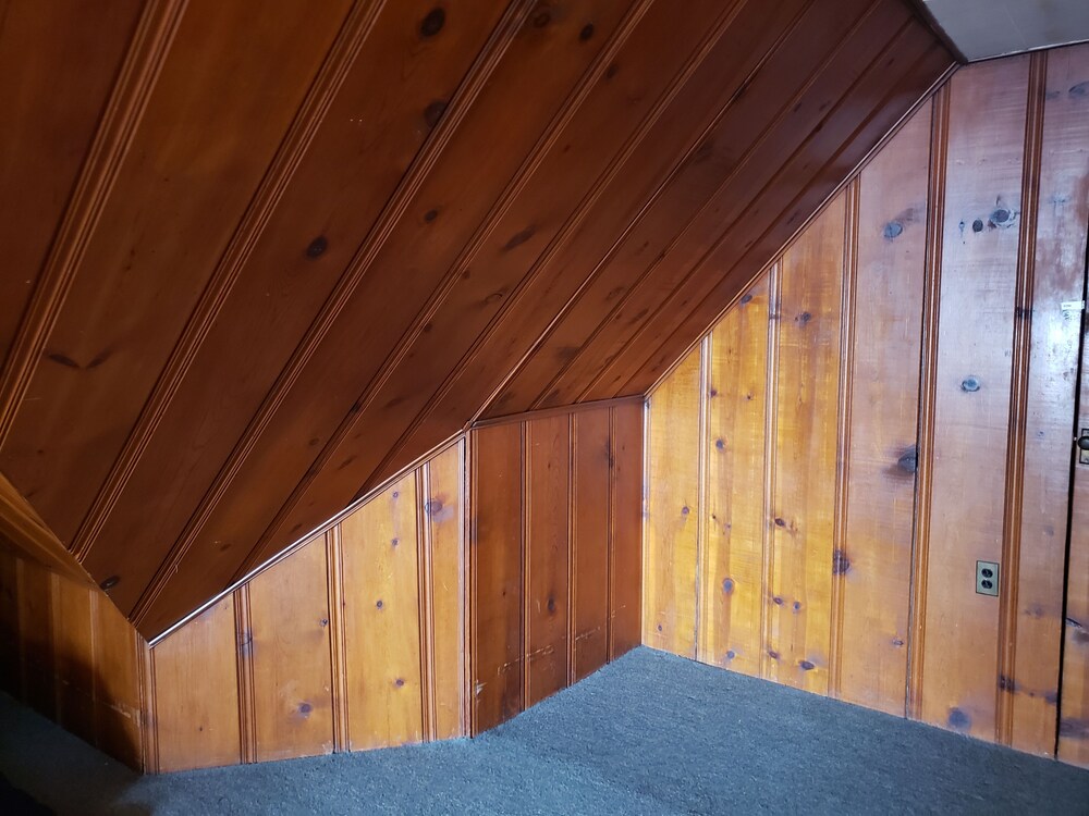 Very unique 3rd floor knotty pine loft apartment - Mount Clemens | Vrbo