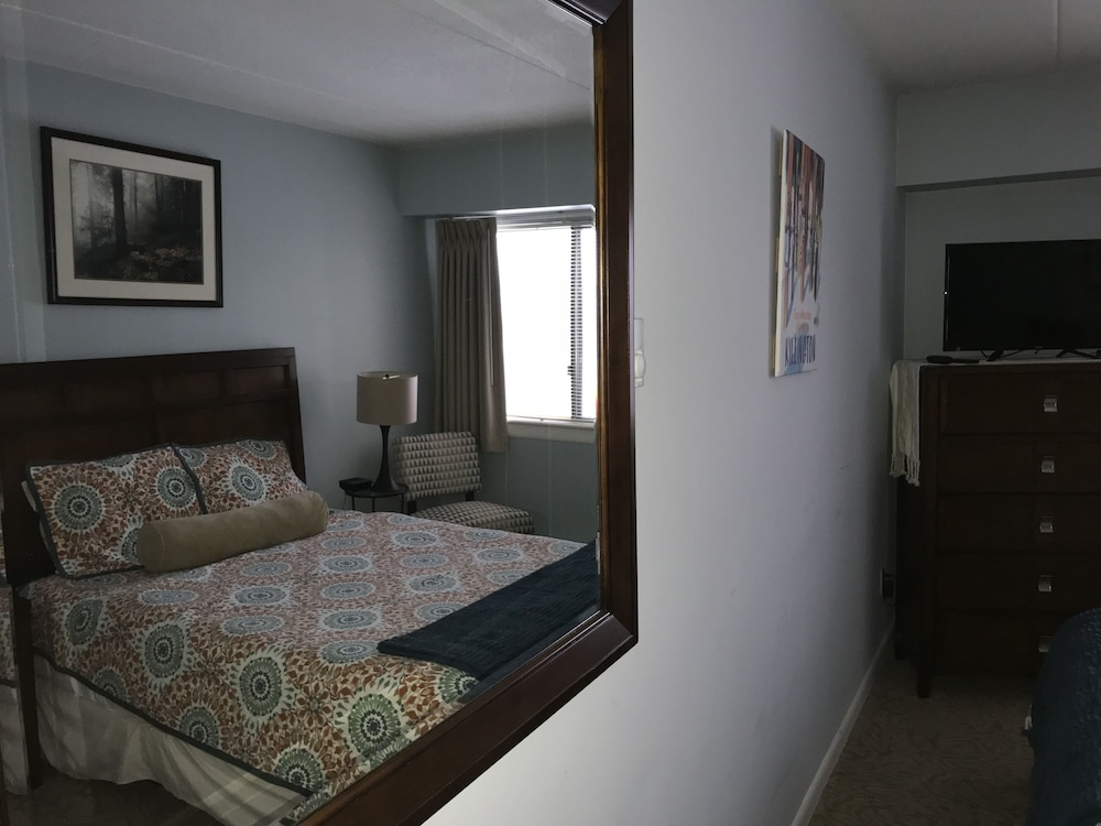 Snowshed & Ramshead Ski Lodges in walking distance plus shuttle service ...