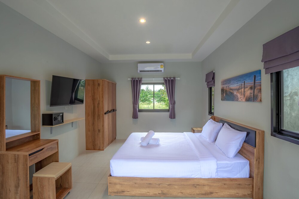 Malinee Resort: AU$49 Deals & Reviews (Choeng Thale, THA) | Wotif