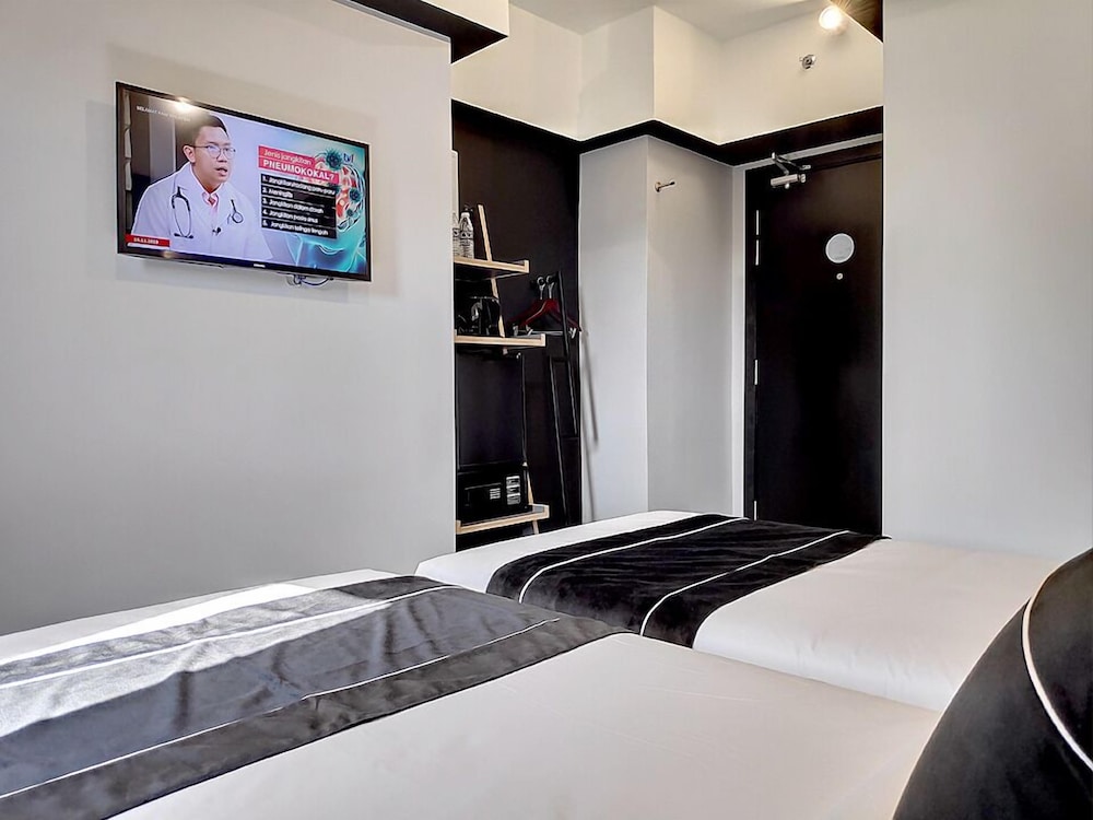 Loop On Leith Hotel Penang: AU$37 Rooms, Reviews & Deals (George Town ...