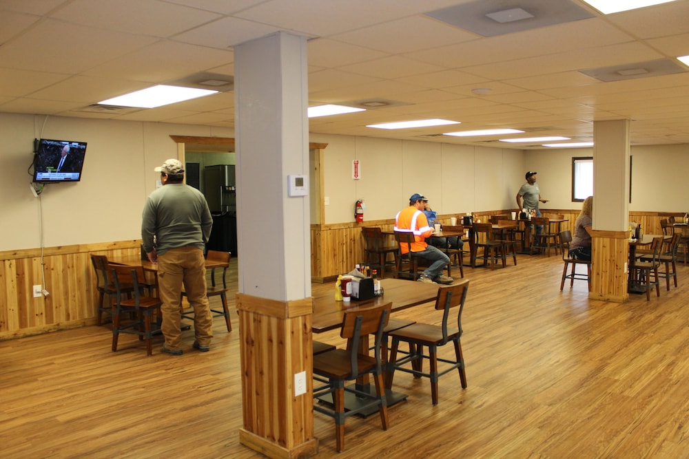 Target Hospitality-Kermit North Lodge: Deals & Reviews (Kermit, USA ...