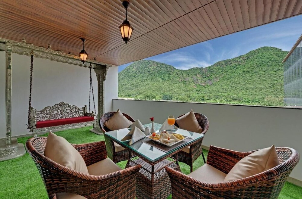 Spectrum Resort Spa & Convention: Deals & Reviews (Udaipur, IND) | Wotif