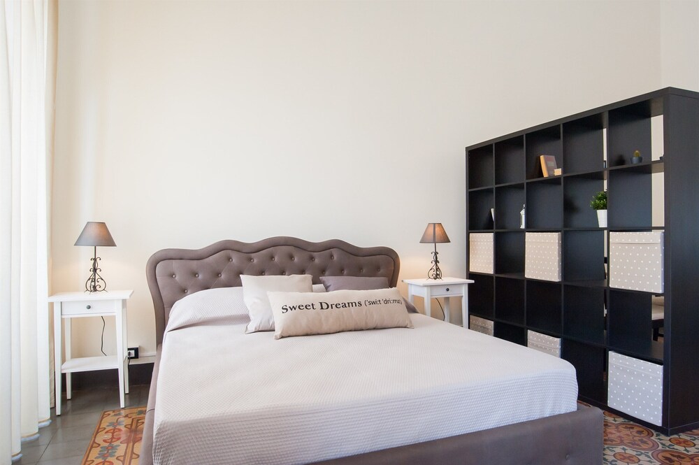 HOMES4HOLIDAYS-TEATRO MASSIMO - Catania | Vrbo