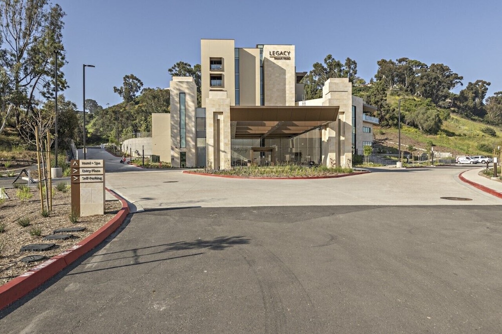 Legacy Resort Hotel & Spa in San Diego | Best Rates & Deals on Orbitz
