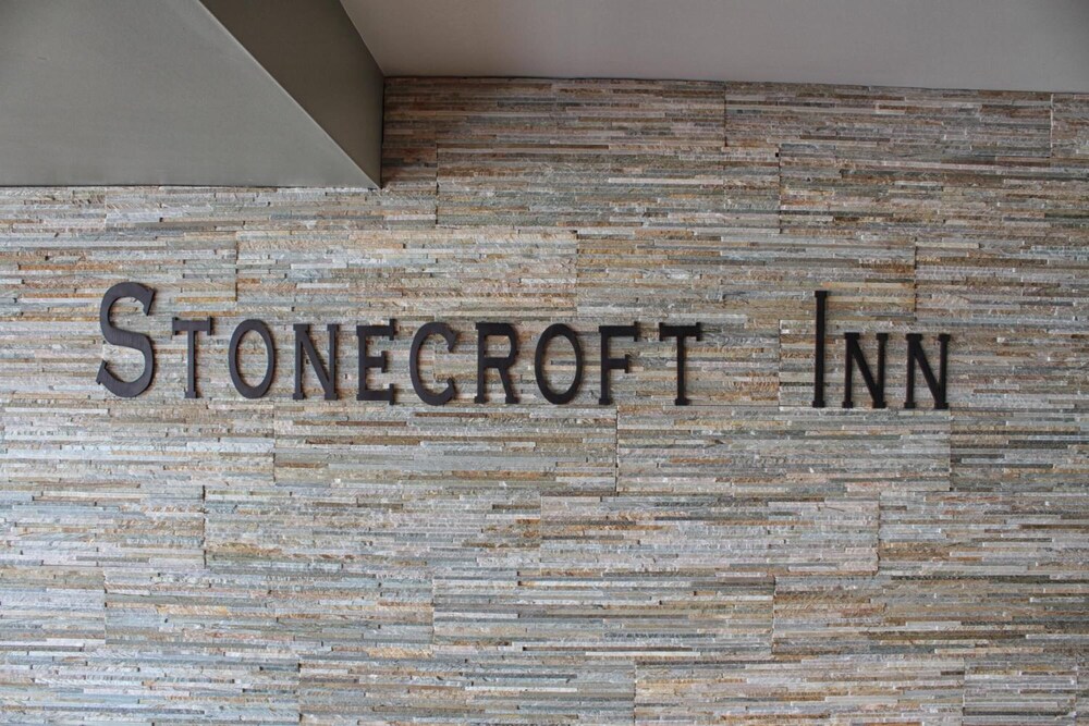 Stonecroft Inn in Windsor | Best Rates & Deals on Orbitz