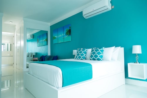 Ultra Luxury Apartment At 20 South - Caribbean