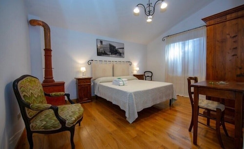 De Rerum Natura Private Villa With Pool In Perugia - Perugia