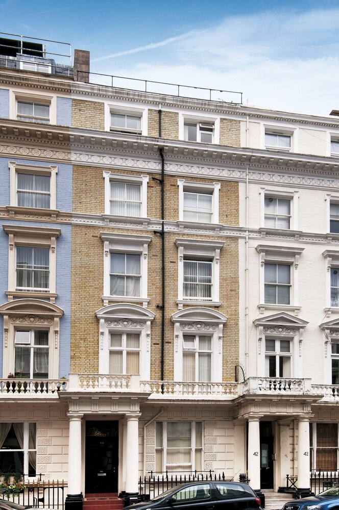 Queensborough Terrace Service Apartments by Concept Apartments Reviews ...