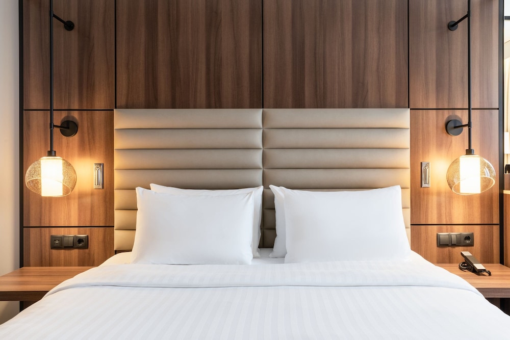 AC Hotel by Marriott Stockholm Ulriksdal: AU$135 Deals & Reviews ...