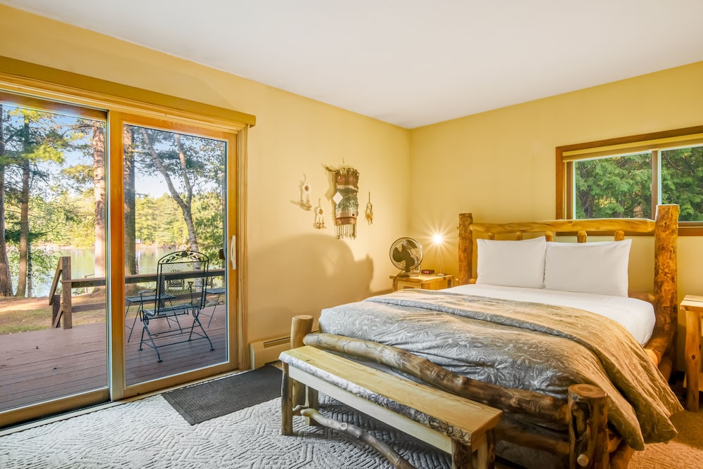 Charming riverfront home with a fireplace, dock, washer/dryer - close ...