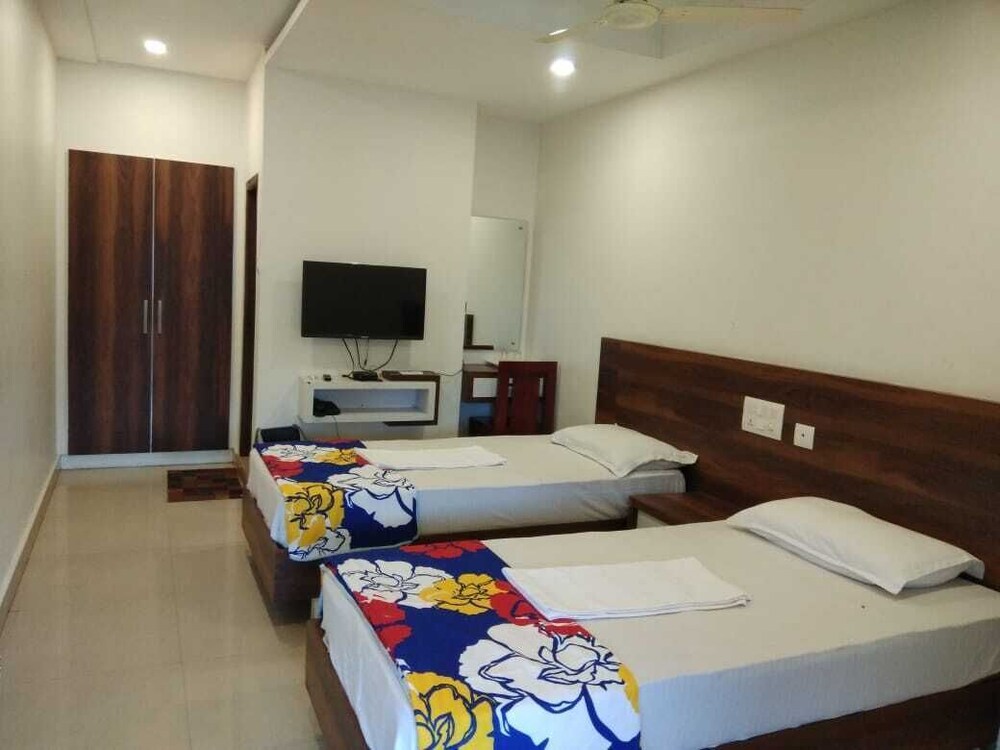 TIRUR TOURIST HOME: Deals & Reviews (Tirur, IND) | Wotif