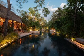 Hotel Bardo: 2022 Room Prices, Deals & Reviews | Expedia.com