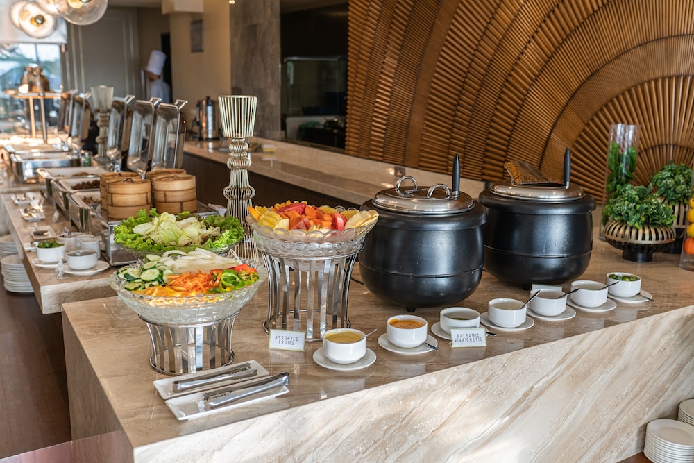 Zuri Hotel in Iloilo | Best Rates & Deals on Orbitz