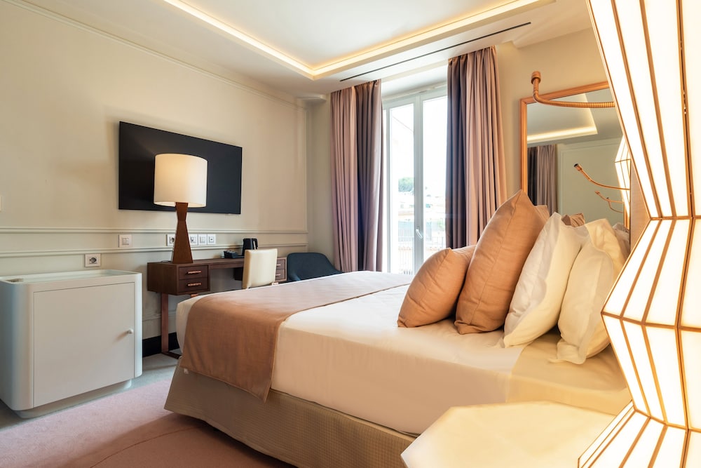 Room Mate Gran Filippo: AU$298 Deals & Reviews (Rome, ITA) | Wotif