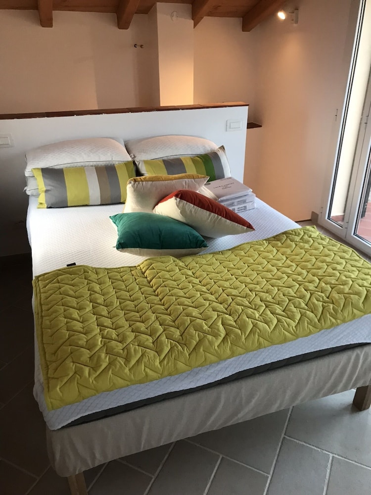 Komplett renoviertes Penthouse in bester Panoramalage von Perinaldo ...