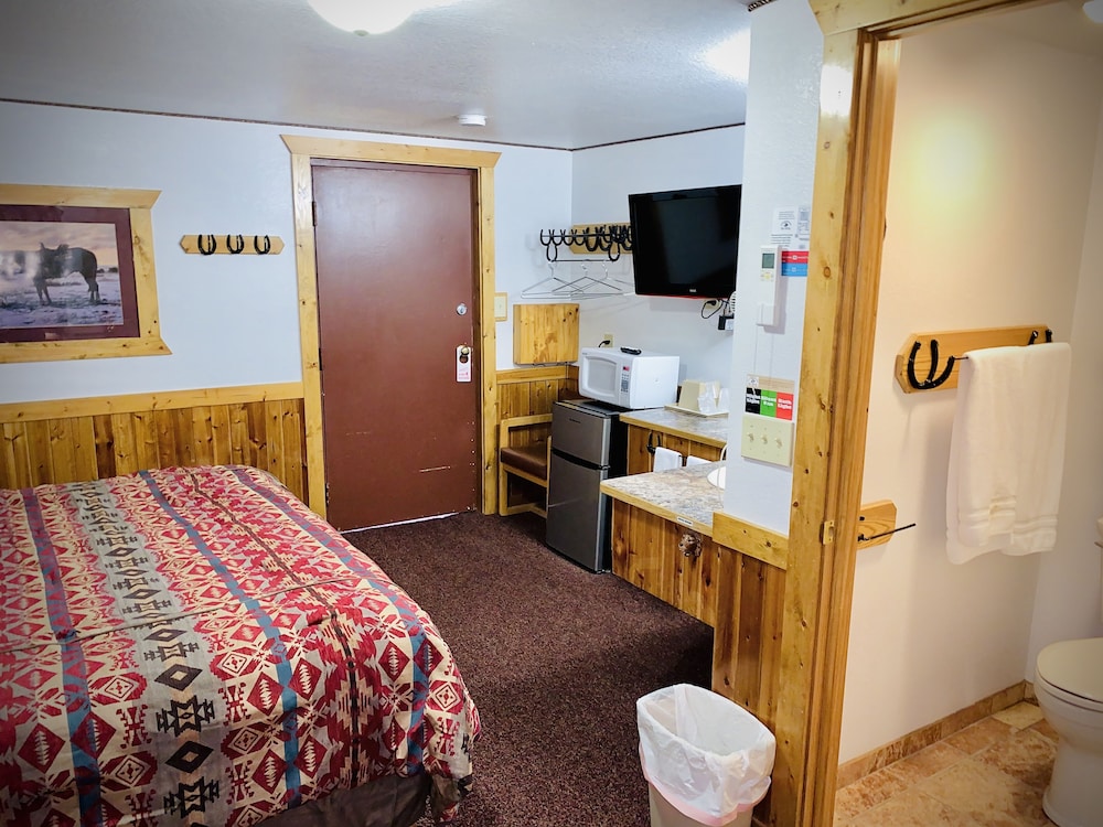 Livingston Inn, Livingston: $71 Room Prices & Reviews | Travelocity