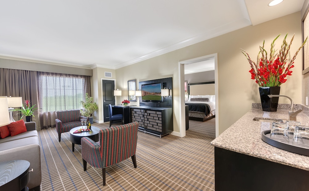 Cypress Bayou Casino Hotel in Charenton | Best Rates & Deals on Orbitz