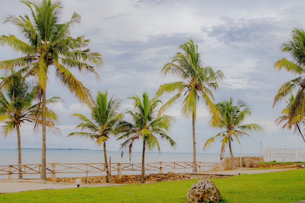 Bahari Beach Castle Lodge in Dar es Salaam | Best Rates & Deals on Orbitz