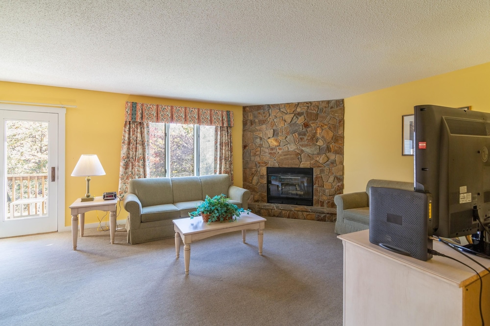 Massanutten Resort by Tripforth in McGaheysville | Best Rates & Deals ...