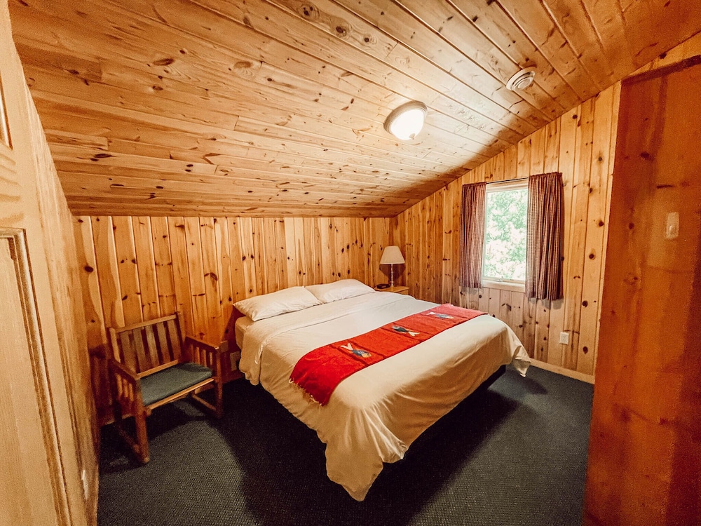 Reunion Cabin with Loft & Screen Porch at Resort - #1 Speciality ...