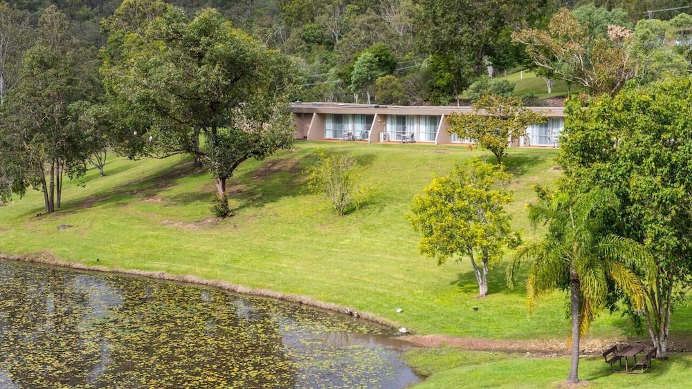 Cedar Lakes Resort on the Gold Coast Qld Australia. Availability Dec 21 ...