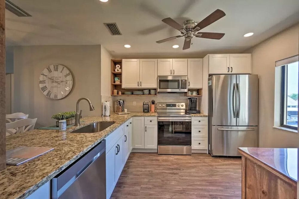 Newly Renovated and Near Beaches - Cinnamon Cove Gated Community, Fort ...