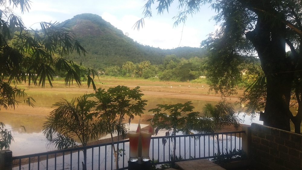 Hotel Asliya Regency, : Room Prices & Reviews | Travelocity