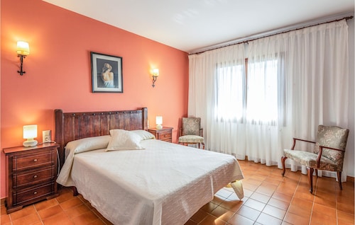 4 Zimmer Unterkunft In Lloret De Mar - Lloret de Mar