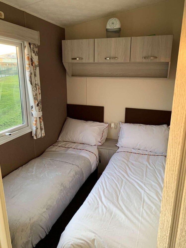 Brand New 8 Berth Caravan - Sandy Bay - Newbiggin-by-the-Sea | Vrbo