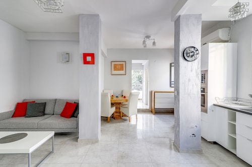 1br - 53/10 Jabotinsky St., Tel Aviv. - Tel Aviv-Yafo