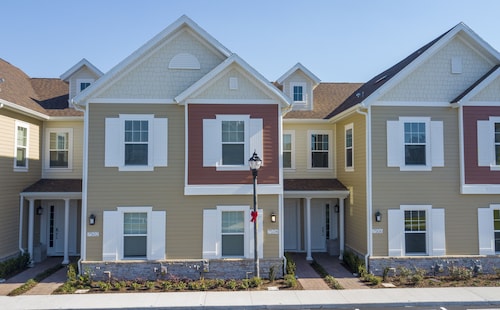 New! Summerville Resort 4bdr/4,5bath Townhome Close To Disney Parks! - Celebration, FL