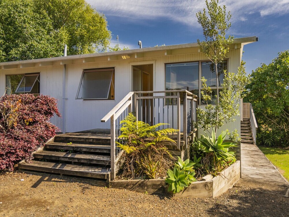 Cooks Beach Cutie - Cooks Beach Holiday Home: Deals & Reviews (Cooks ...