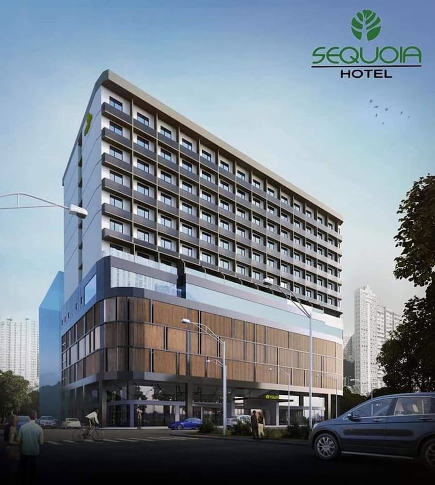 Sequoia Hotel Manila Bay in Manila | Best Rates & Deals on Orbitz