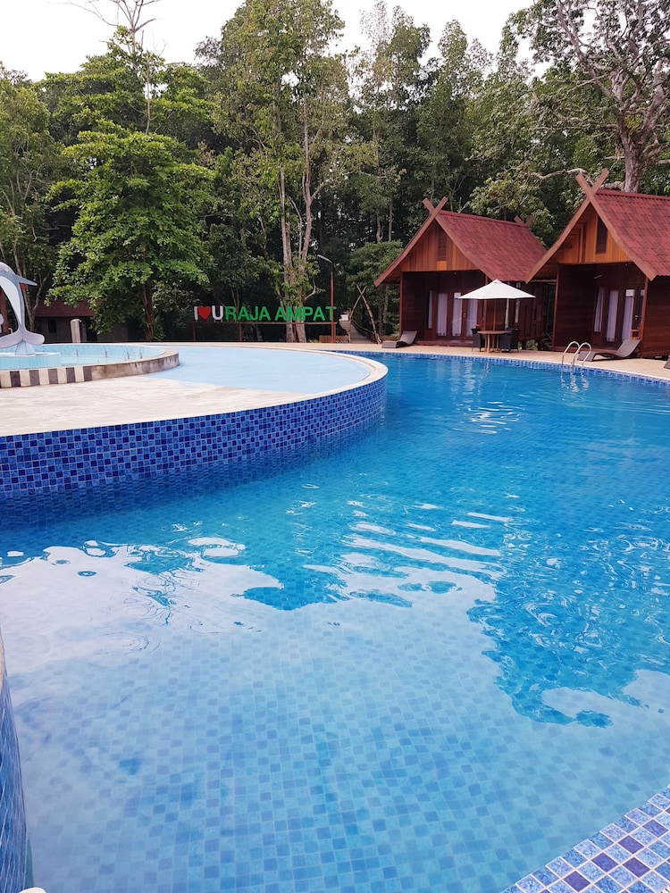 Korpak Villa & Resort Raja Ampat: AU$155 Deals & Reviews (Waisai, IDN ...