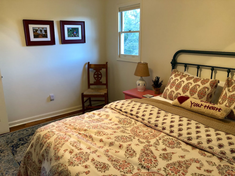 Charming Farmhouse on Beautiful Horse Farm - Lumpkin County | Vrbo