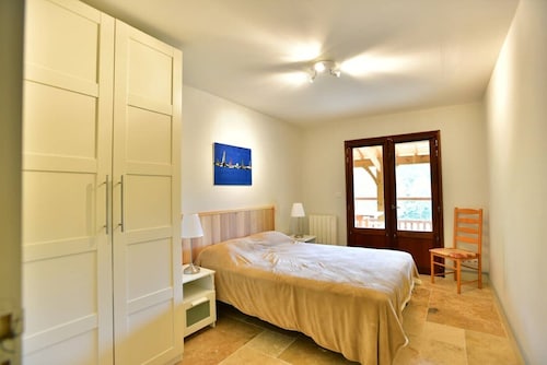 Wood House In The Heart Of Nature - Saint-Émilion