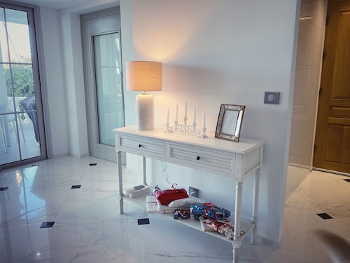 Wunderschöne Villa, 10 Minuten Zu Fuß Vom Zentrum Von Le Cannet, 3,5 Km Von Le Croisette Entfernt - Cannes