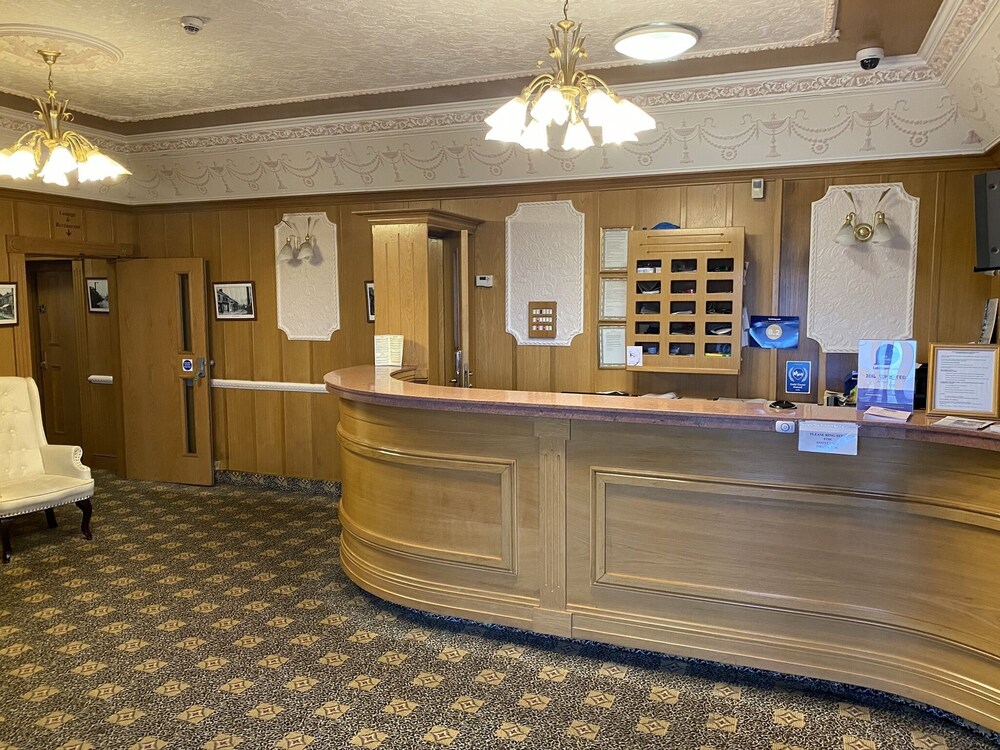 The Bessemer Hotel Carvery and Grill: Deals & Reviews (Merthyr Tydfil ...