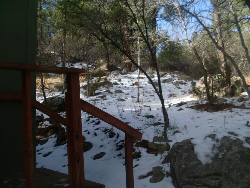 Romantic modern cabin overlooking lake beckwith in Pueblo | Best Rates ...