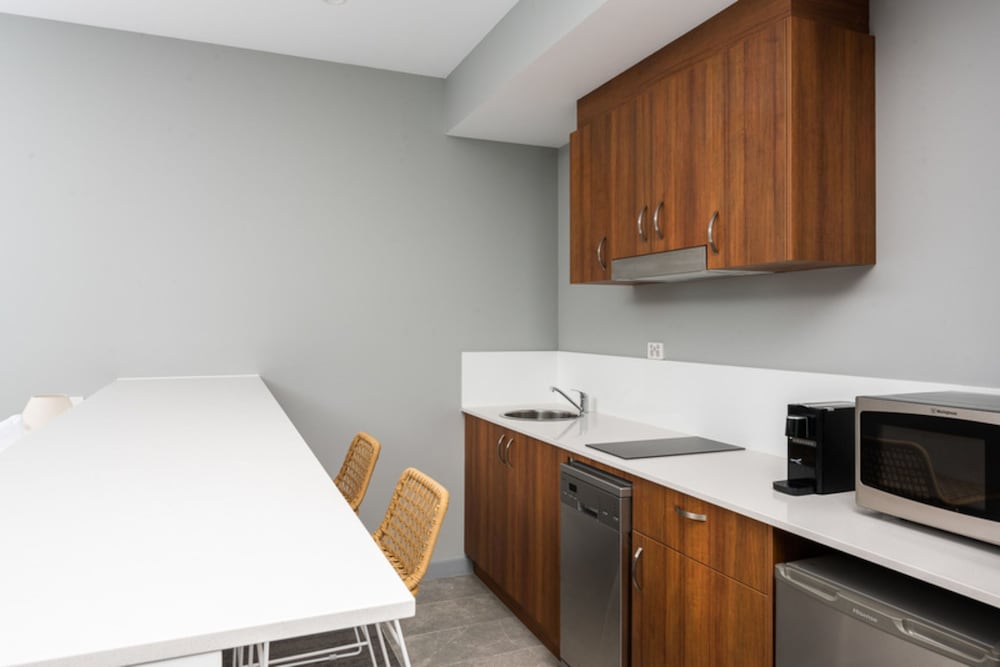 Abode Hotel Malua Bay: AU$150 Deals & Reviews (Malua Bay, AUS) | Wotif