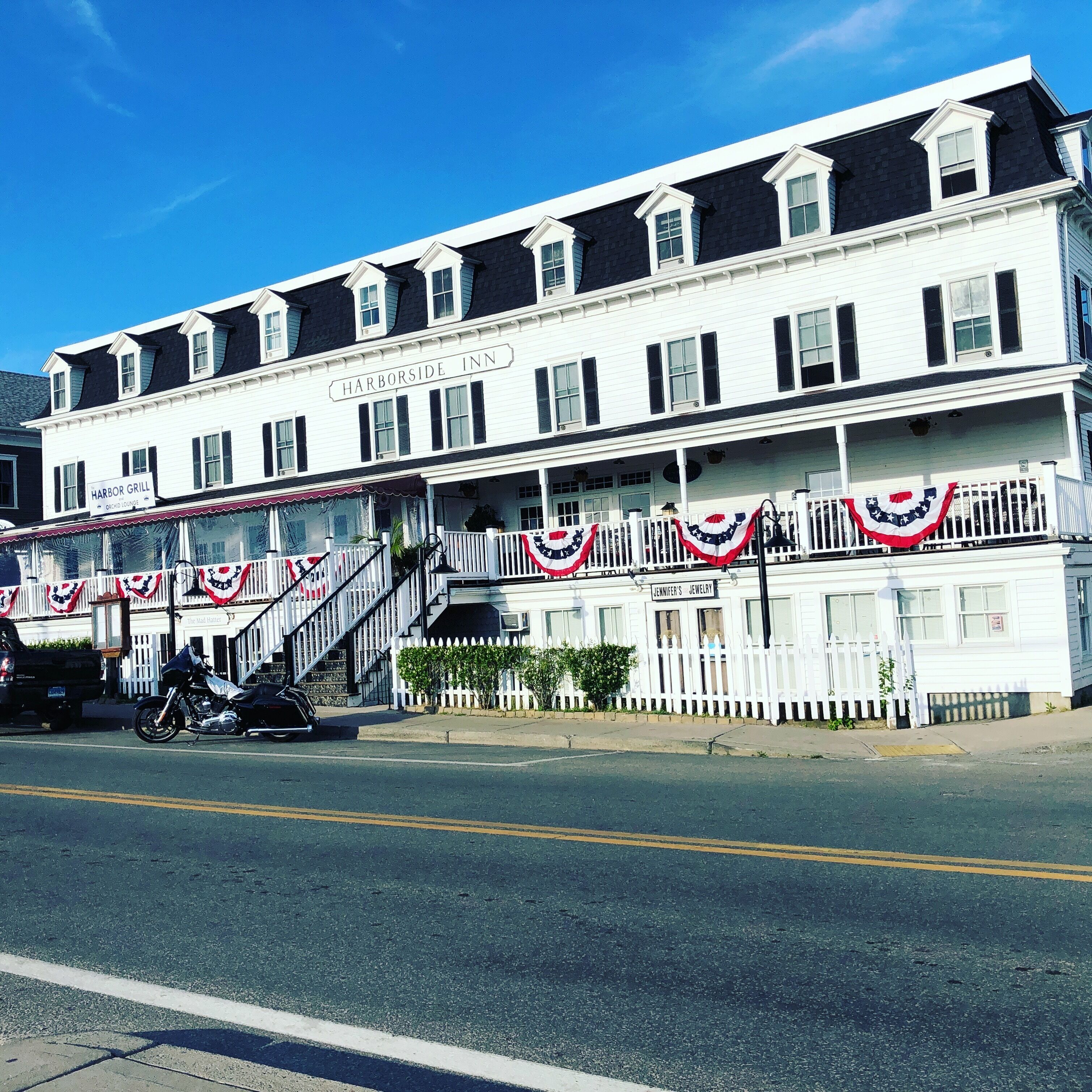 Harborside Inn: 2021 Room Prices, Deals & Reviews | Expedia.com