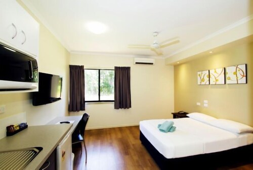 Weipa Motel Resort Deals & Reviews (Rocky Point, AUS) | Wotif