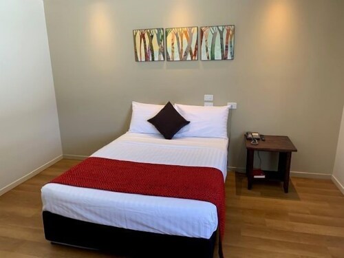 Weipa Motel Resort Deals & Reviews (Rocky Point, AUS) | Wotif