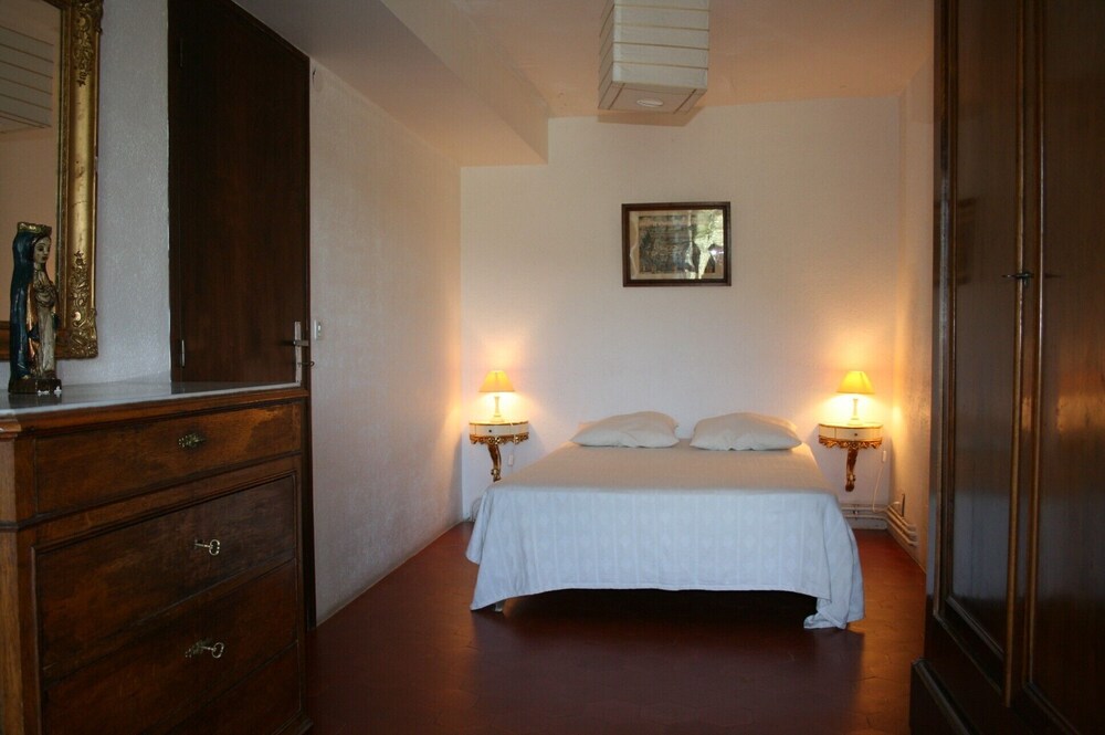 COUNTRY HOUSE NEAR CERET - PYRENEES ORIENTALES - Reynes | Vrbo