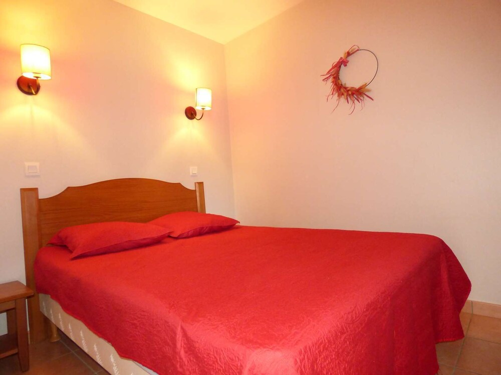 The sun of Lake Mondésir - Monflanquin | Vrbo