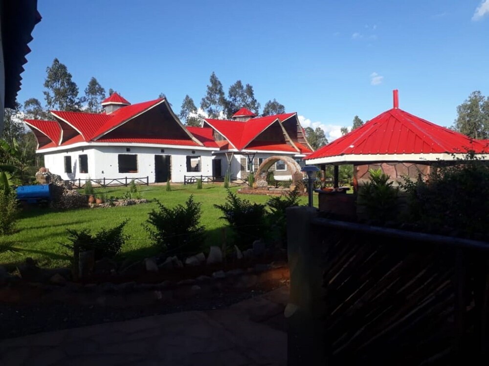 Miami Garden Resort, Matuu: $54 Room Prices & Reviews | Travelocity