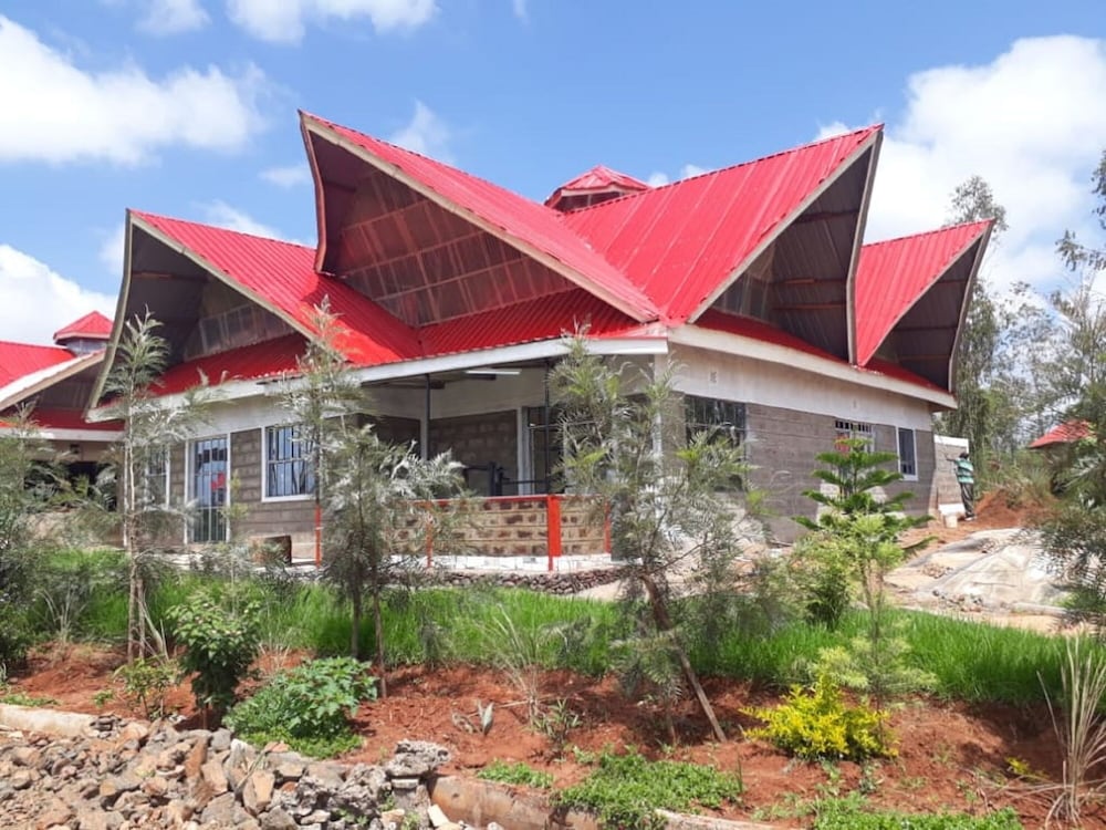 Miami Garden Resort, Matuu: Room Prices & Reviews | Travelocity