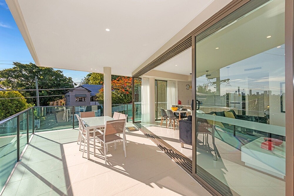 The Princess of Bulimba Reviews, Deals & Photos 2026 - vrbo.com