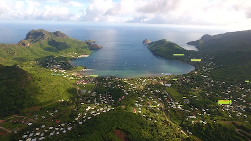 Visit Atuona: Best of Atuona, Marquesas Islands Travel 2023 | Expedia ...