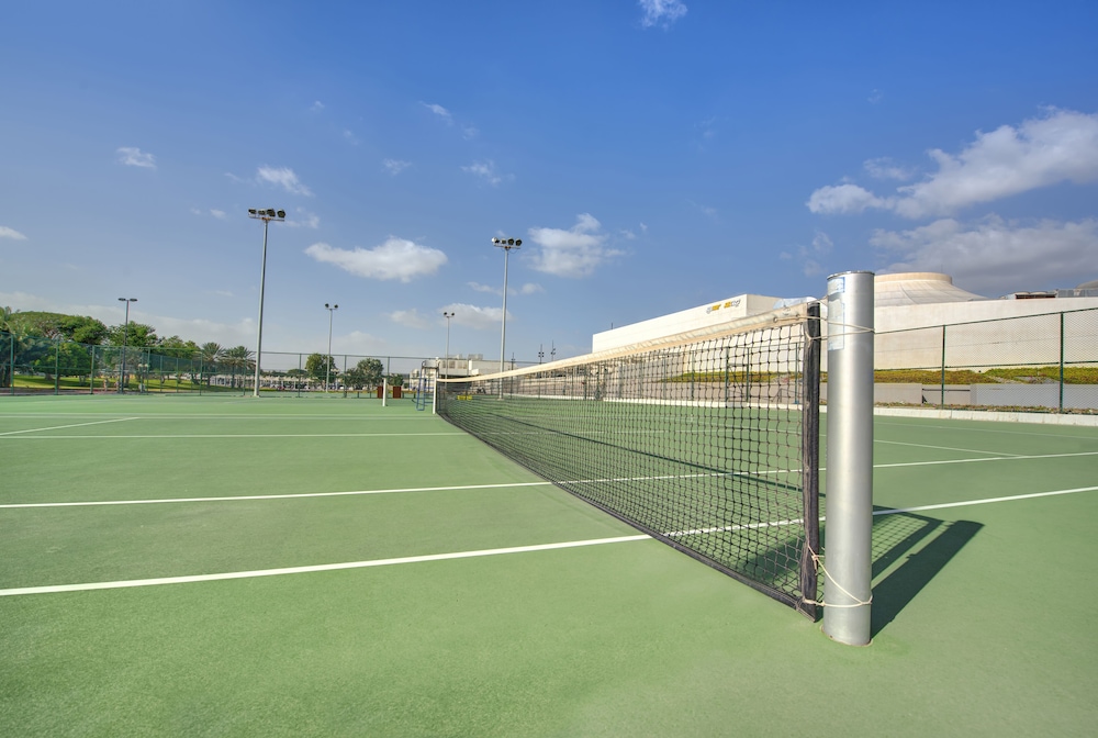 Remal Hotel, Al Ruwais: $63 Room Prices & Reviews | Travelocity